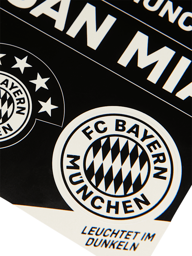 Sticker Set Glow in the Dark | Offizieller FC Bayern Store