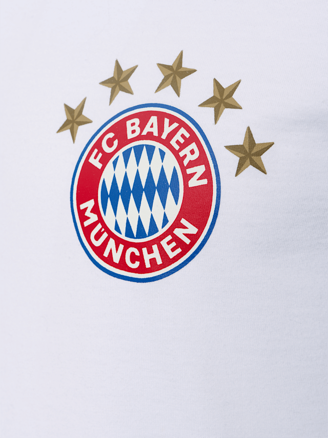 Men T-shirt with small logo white | Official FC Bayern Munich Store