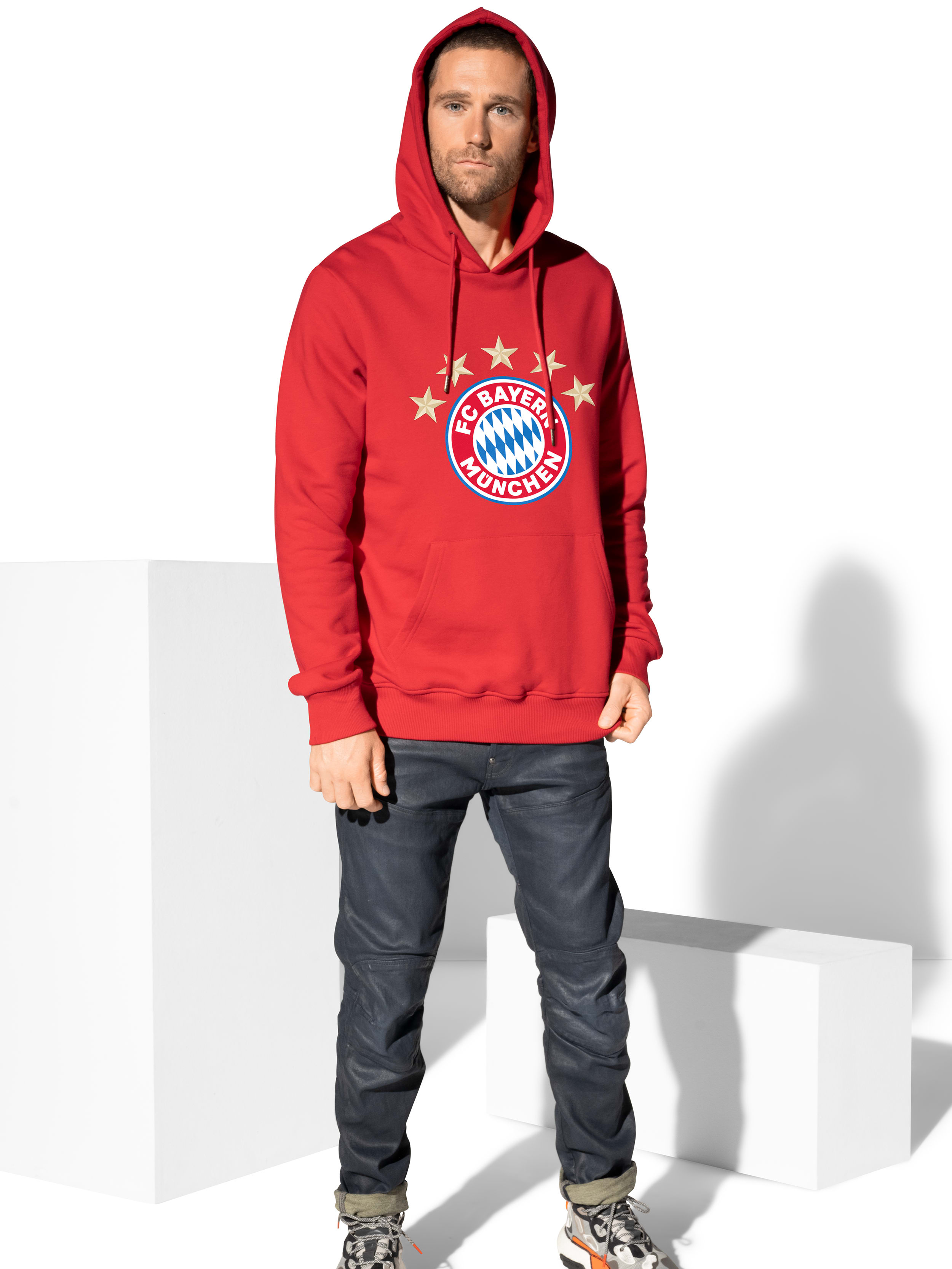 Herren Hoodie Logo rot | Offizieller FC Bayern Store