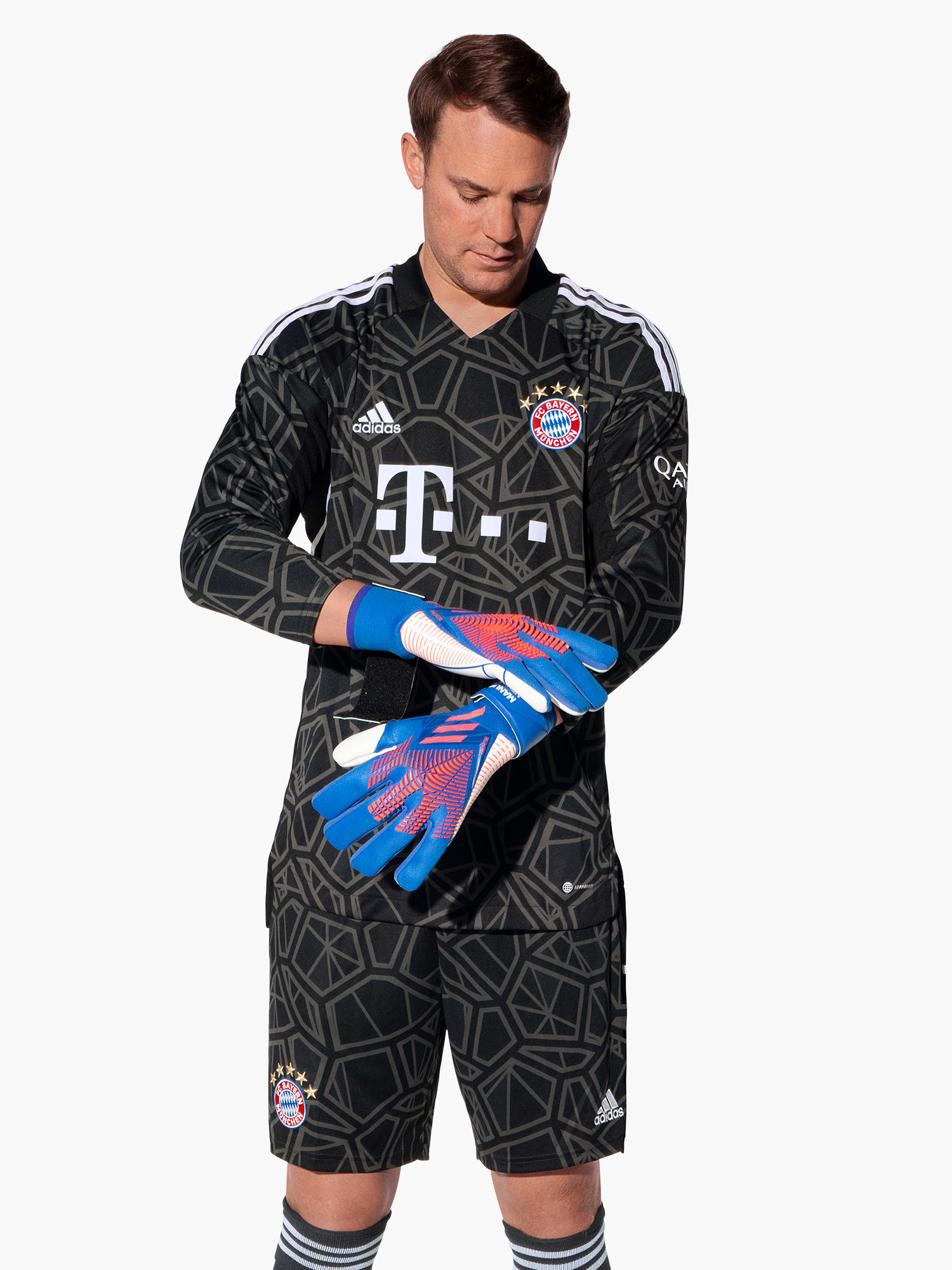 Herren Trikot Torwart 22-23 schwarz | Offizieller FC Bayern Store