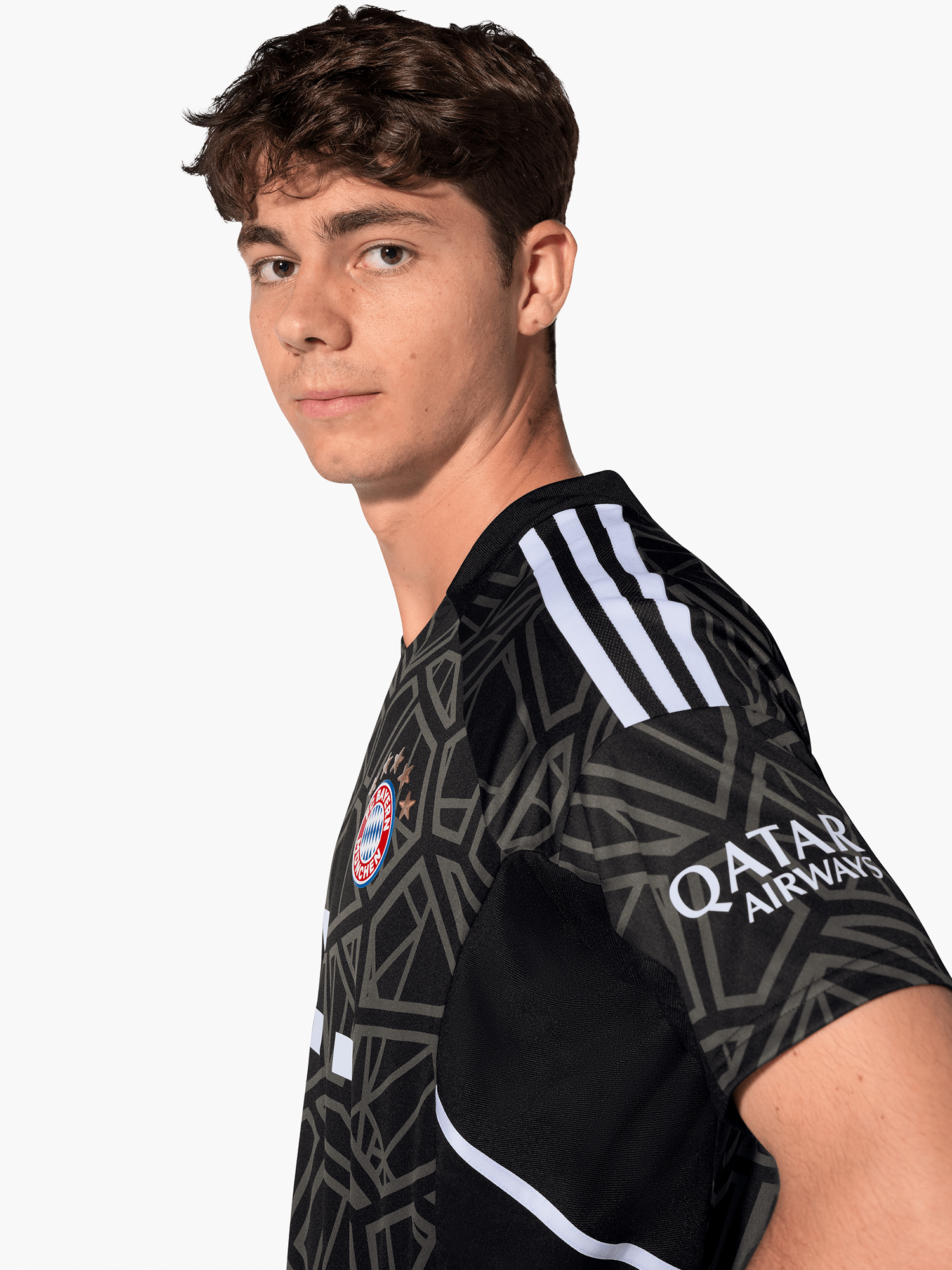 Men Goalkeeper shirt 22-23 black | Official FC Bayern Munich Store