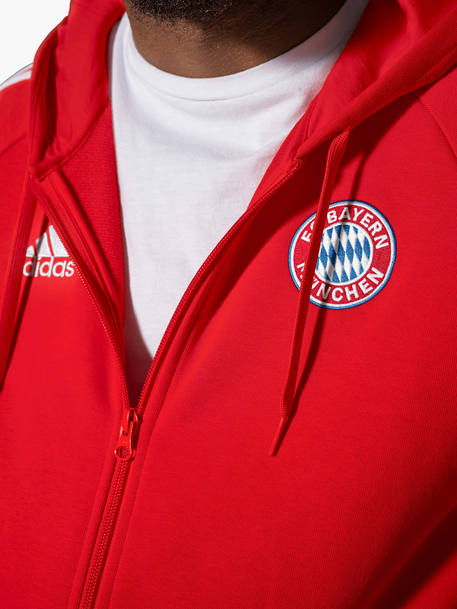 Men Lifestyle zip hoodie red | Official FC Bayern Munich Store