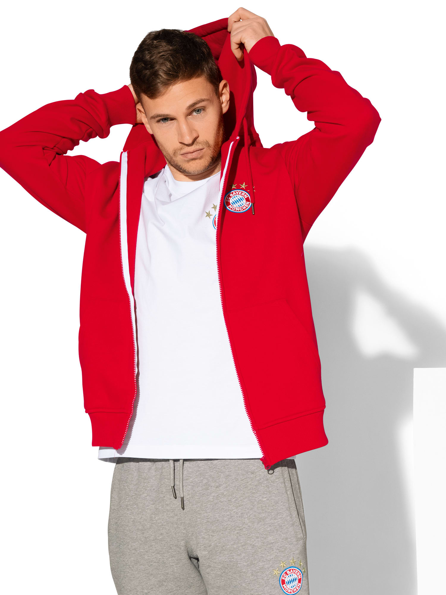 Herren Zip-Hoodie Logo rot | Offizieller FC Bayern Store