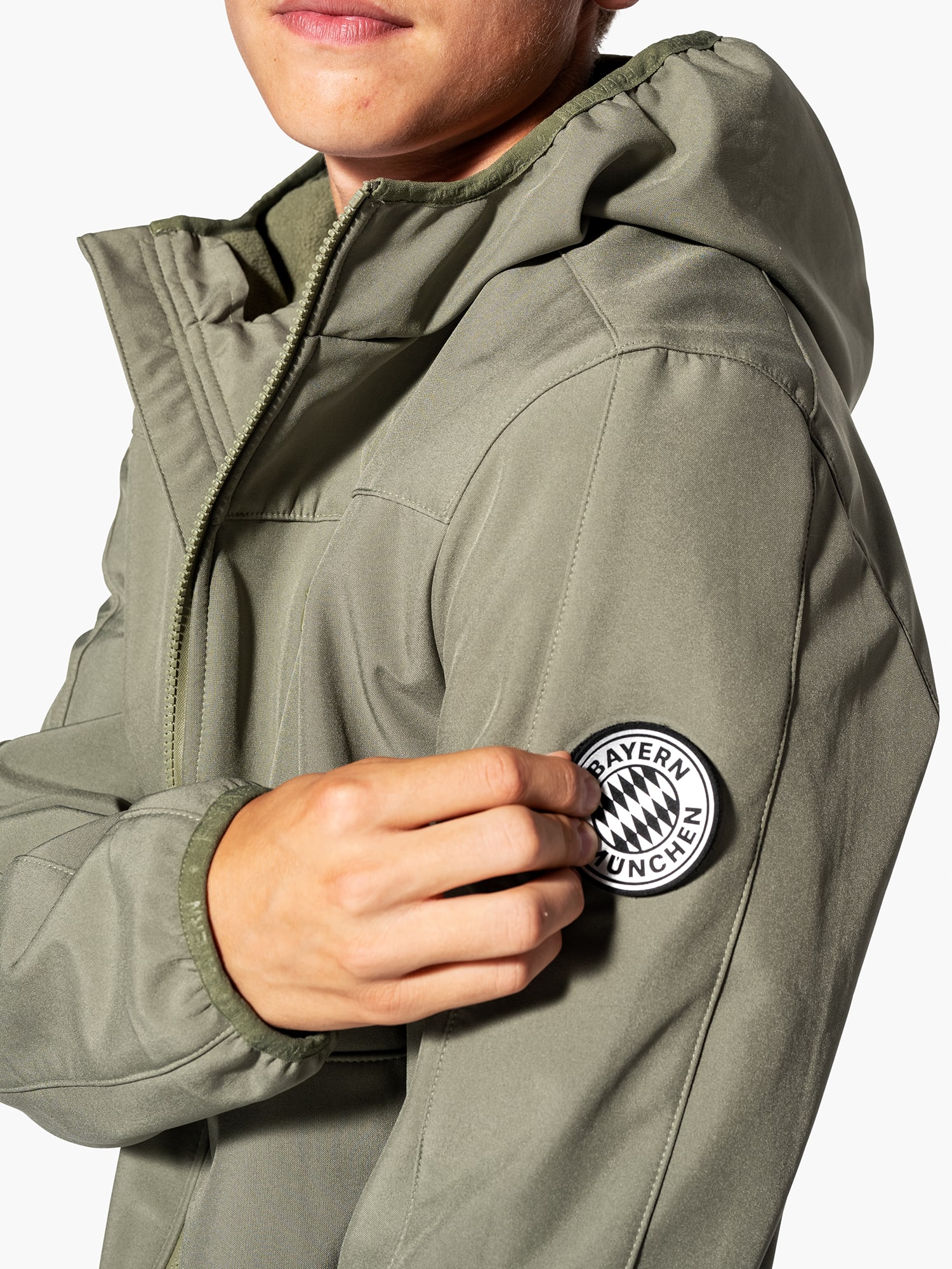 Men Softshell jacket green | Official FC Bayern Munich Store