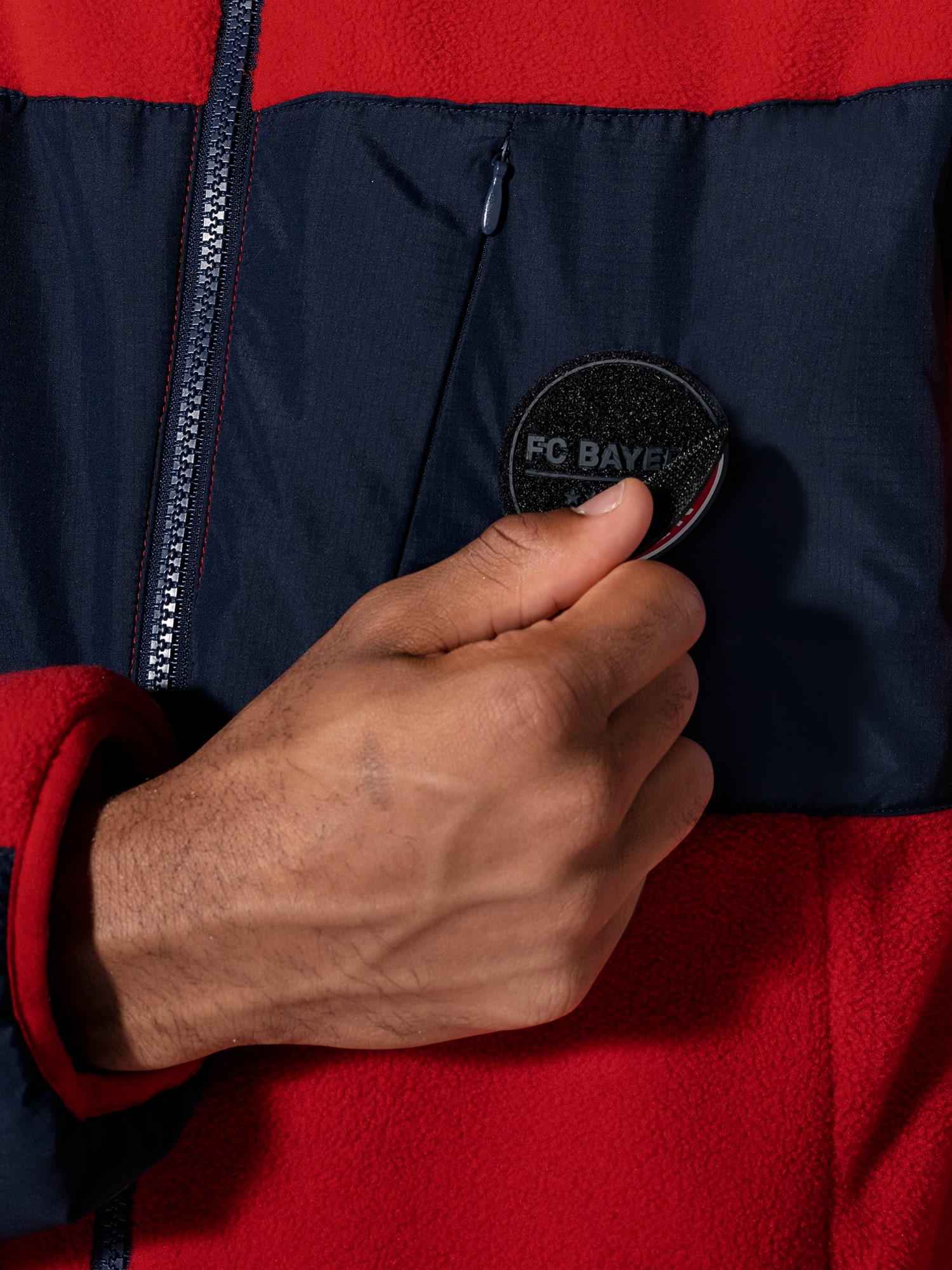 Men Fleece Jacket red | Official FC Bayern Munich Store