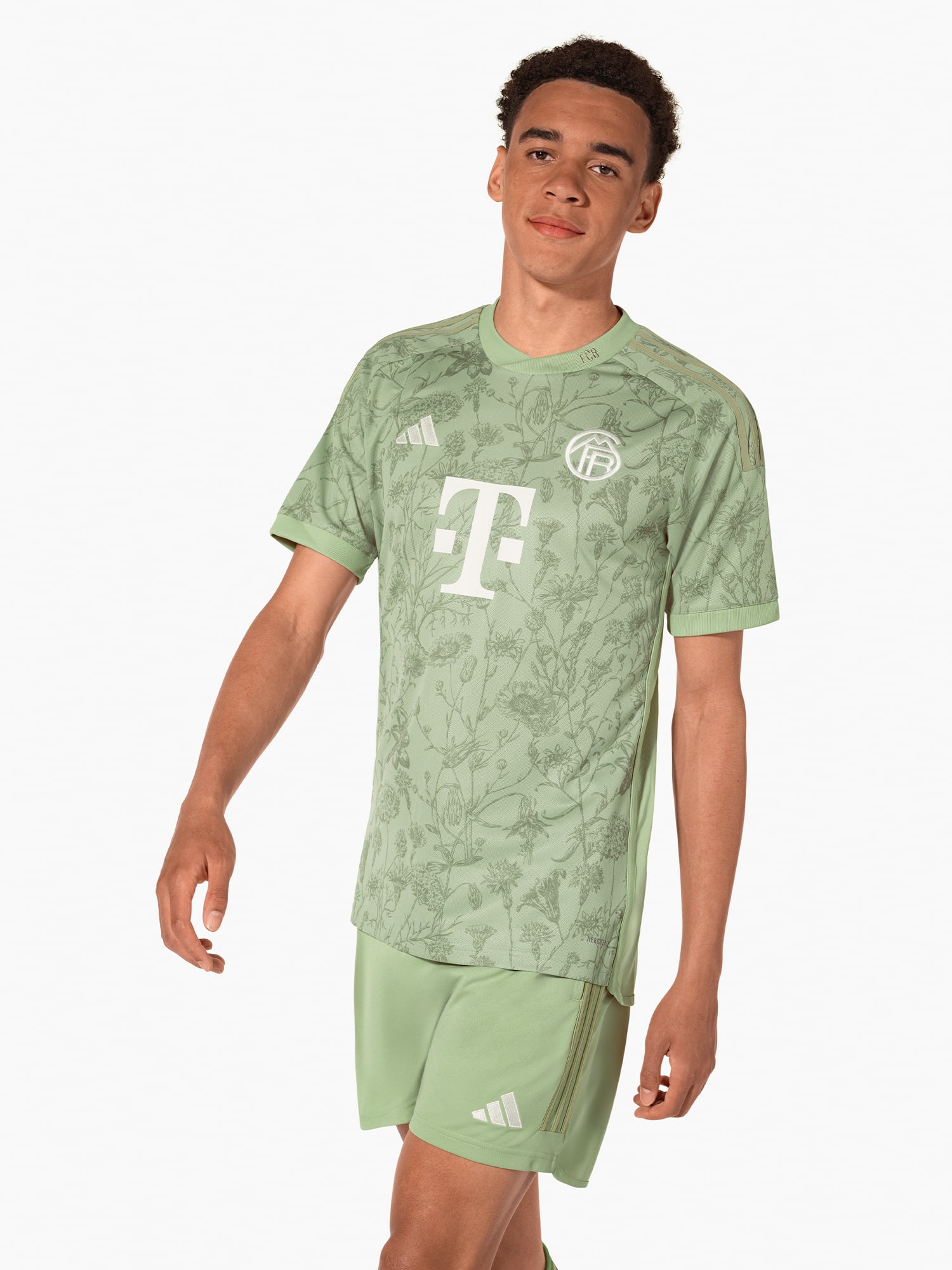 Men Home Oktober 23-24 green | Official FC Bayern Munich Store