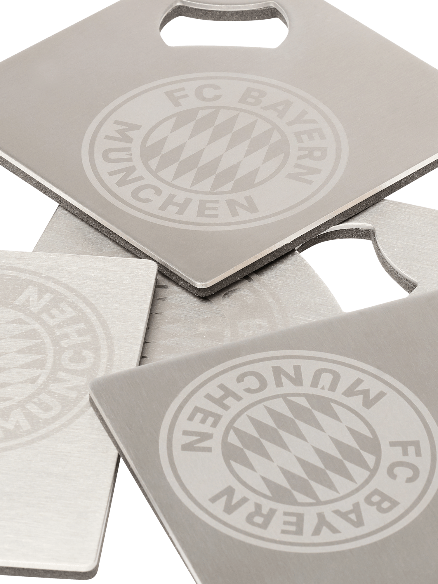 Metal coaster set of 4 (bottle opener) | Official FC Bayern Munich Store