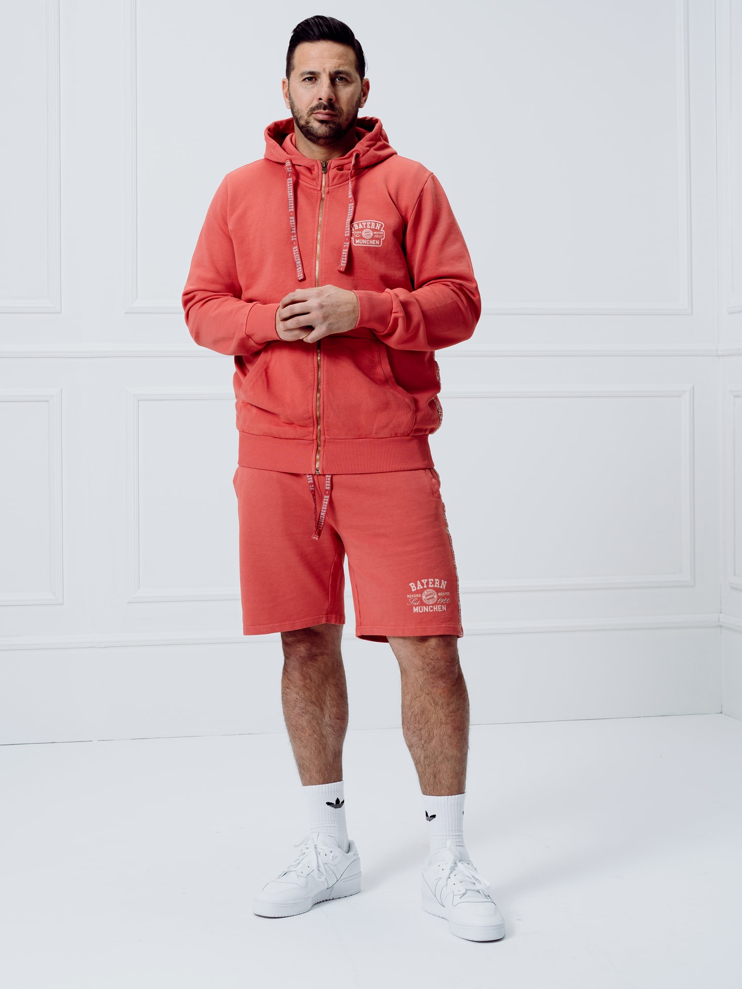 Men Tracksuit shorts record champion red | Official FC Bayern Munich Store