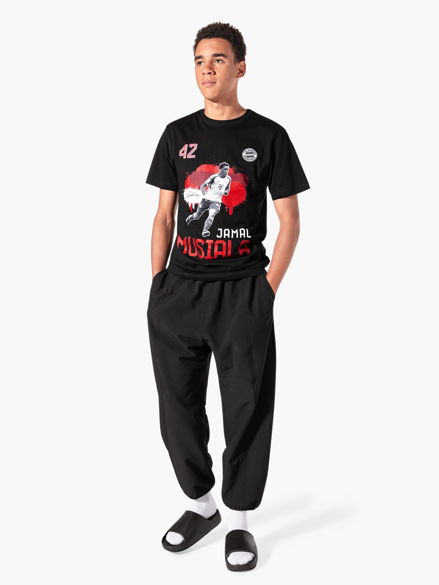 Men Musiala T-shirt black | Official FC Bayern Munich Store