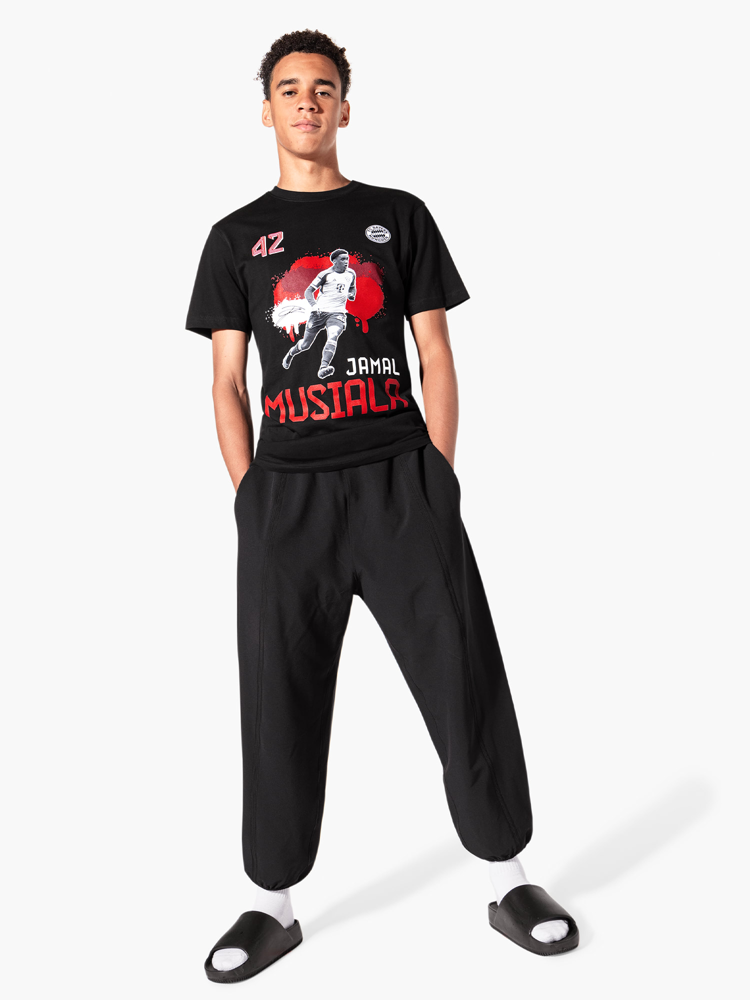 Men Musiala T-shirt black | Official FC Bayern Munich Store