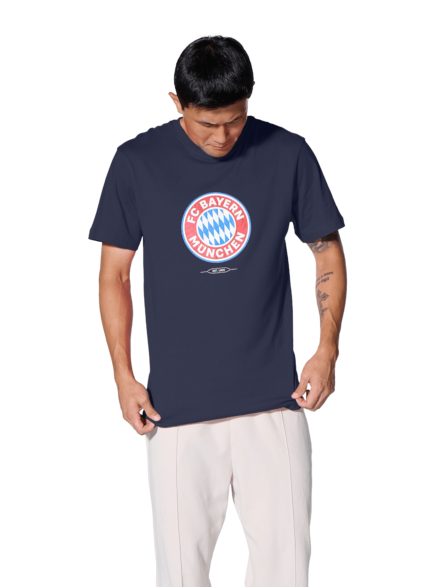 Men Essential T-shirt navy | Official FC Bayern Munich Store