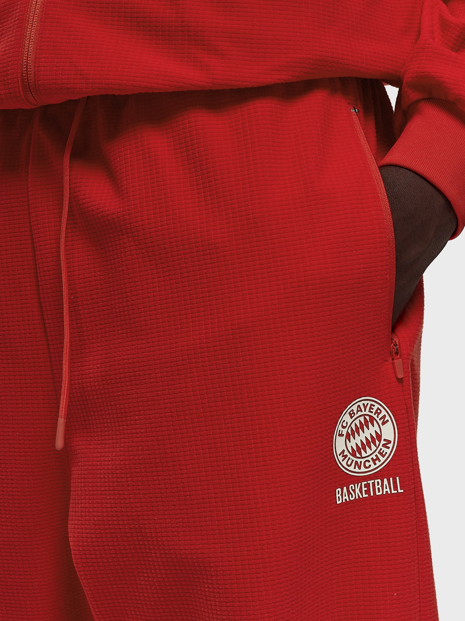 Men Basketball training pants LFSTLR Alpine red | Official FC Bayern ...