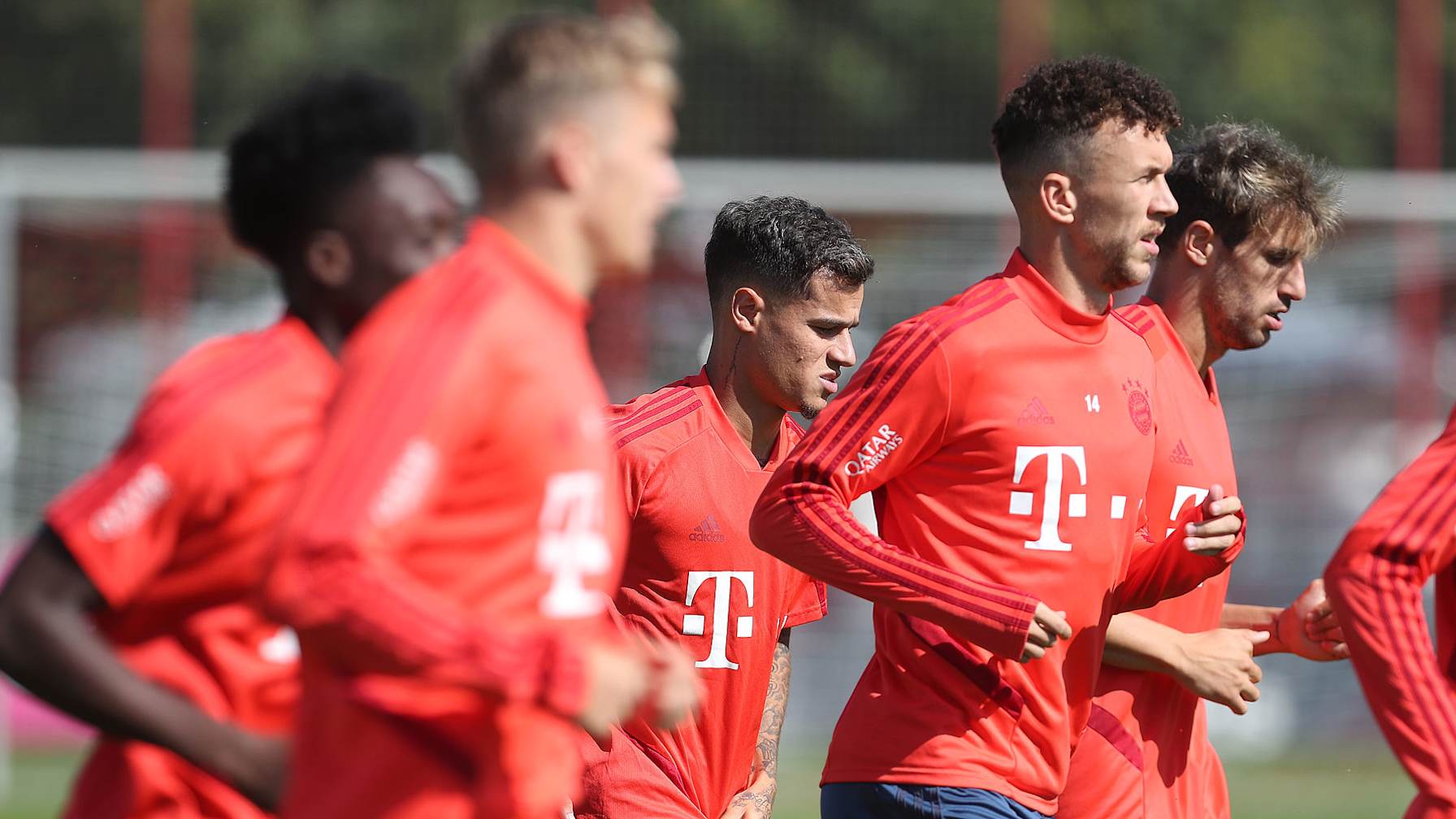 Das Training des FC Bayern an der Säbener Straße (15.09.2019)