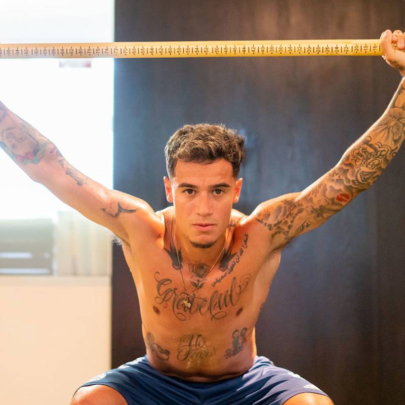 tattoo philippe coutinho pescoço