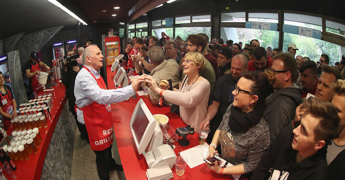 So feierten die Bayern-Fans im Audi Dome