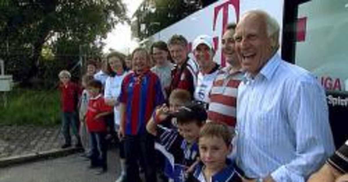 On the road with the Bayern fan bus