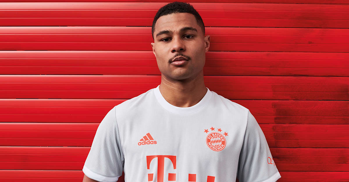 The 2020/21 FC Bayern away kit