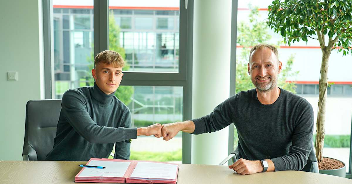 FC Bayern bindet Juniorennationalspieler Janitzek