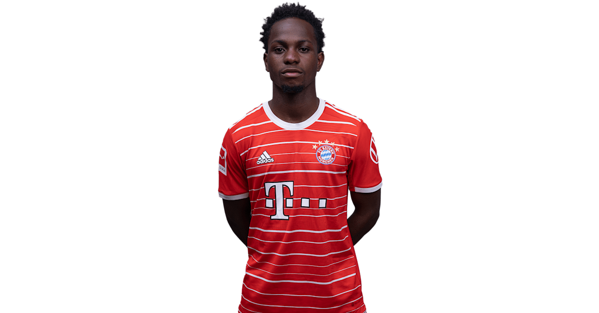 Muslim Umar: Player profile - FC Bayern World Squad