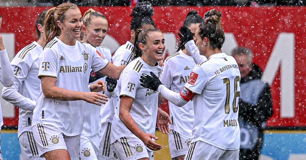 FC Bayern Goal of the Month December| Georgia Stanway