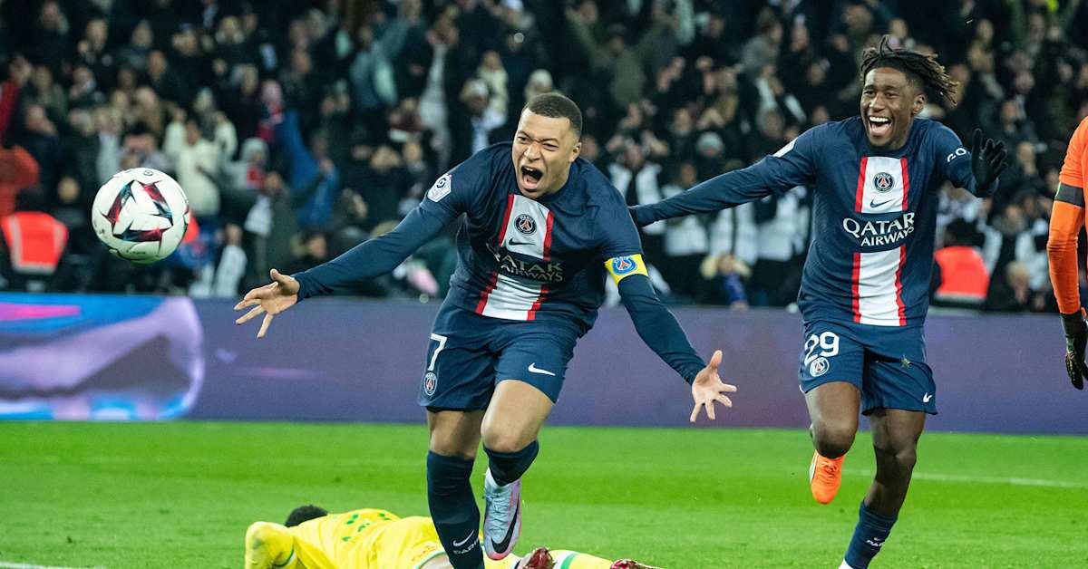 PSG warm up for FCB with win