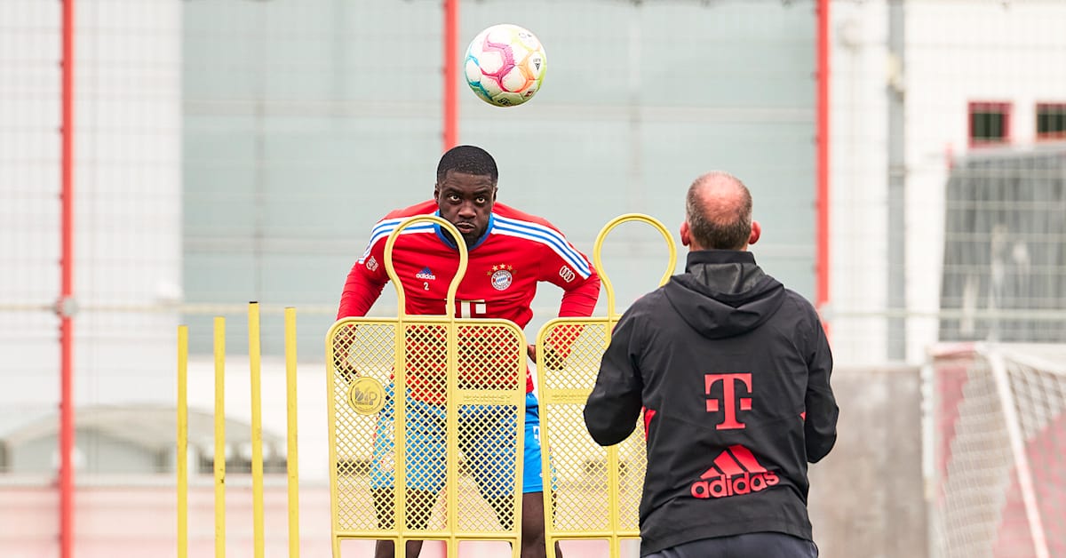 Gallery: Four players complete extra training on Monday