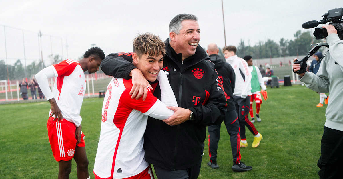 FC Bayern World Squad celebrate first win in second friendly