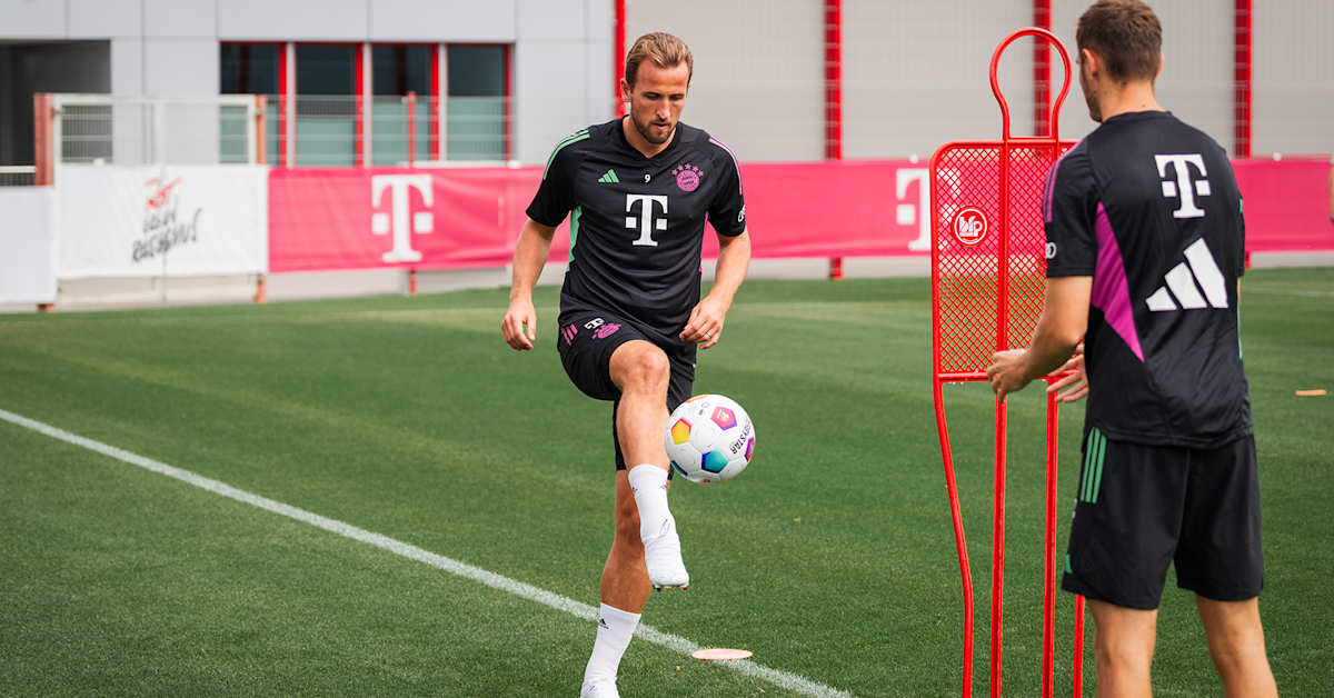 Harry Kane's first workout on the FCB training ground