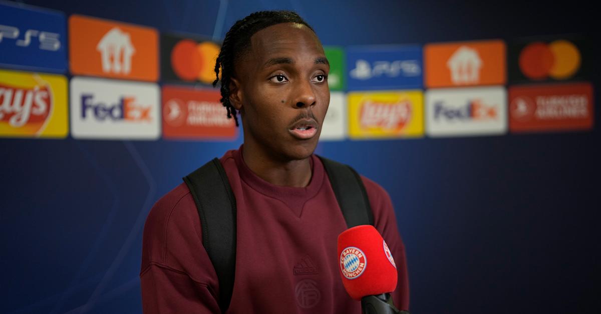 Video: FC Bayern - Manchester United I Interviews