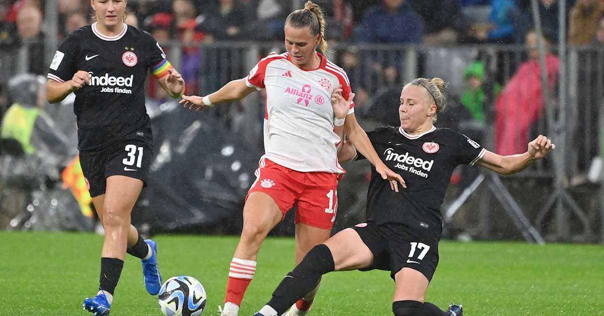 Gallery, Google Pixel Women's Bundesliga: FC Bayern Women vs. Eintracht ...