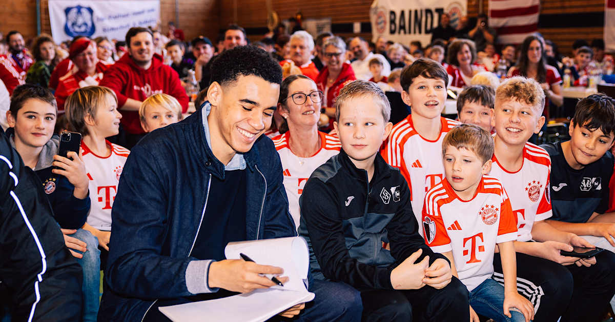 Gallery: The FC Bayern fan club visits