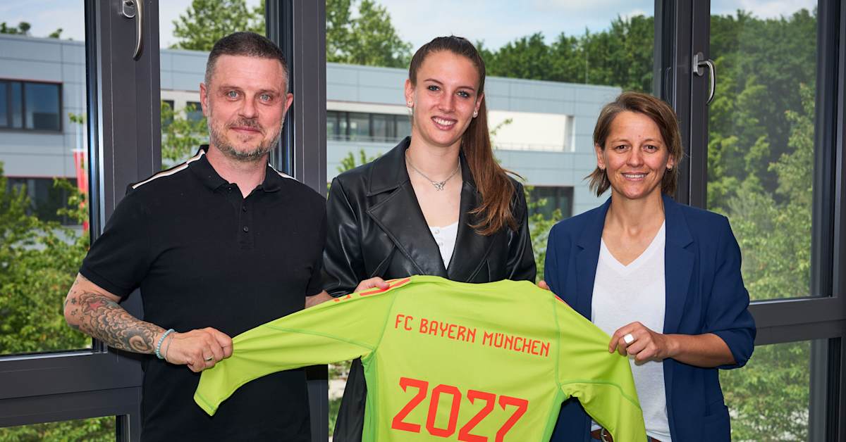 FC Bayern Women sign Ena Mahmutovic