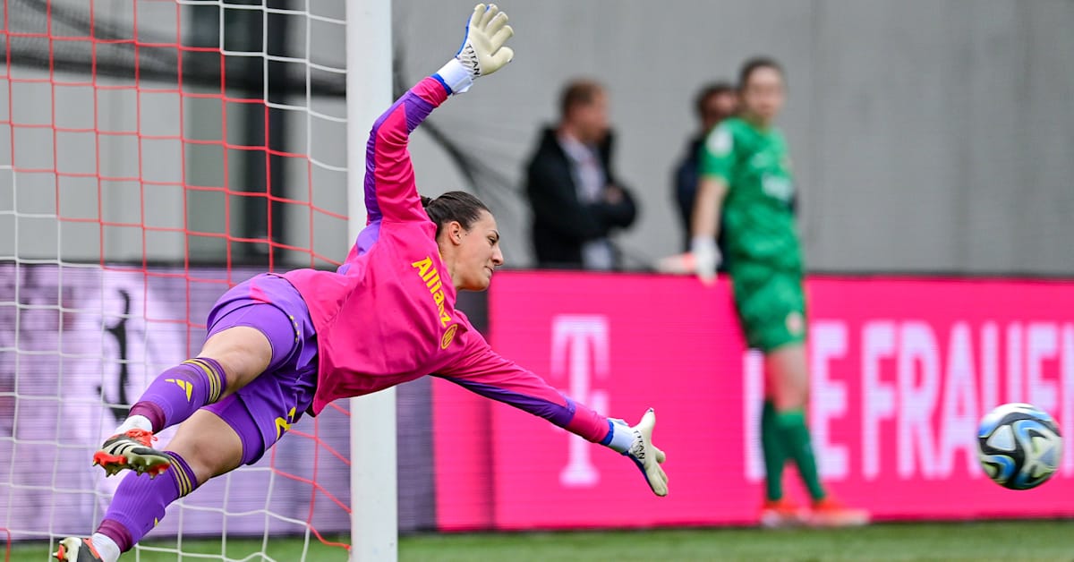 Die fünf besten Saves der Saison 2023/24 | FC Bayern Frauen