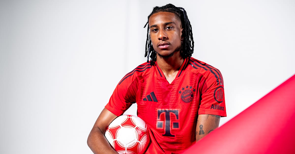 Diese Rückennummer trägt Michael Olise beim FC Bayern auf dem Trikot