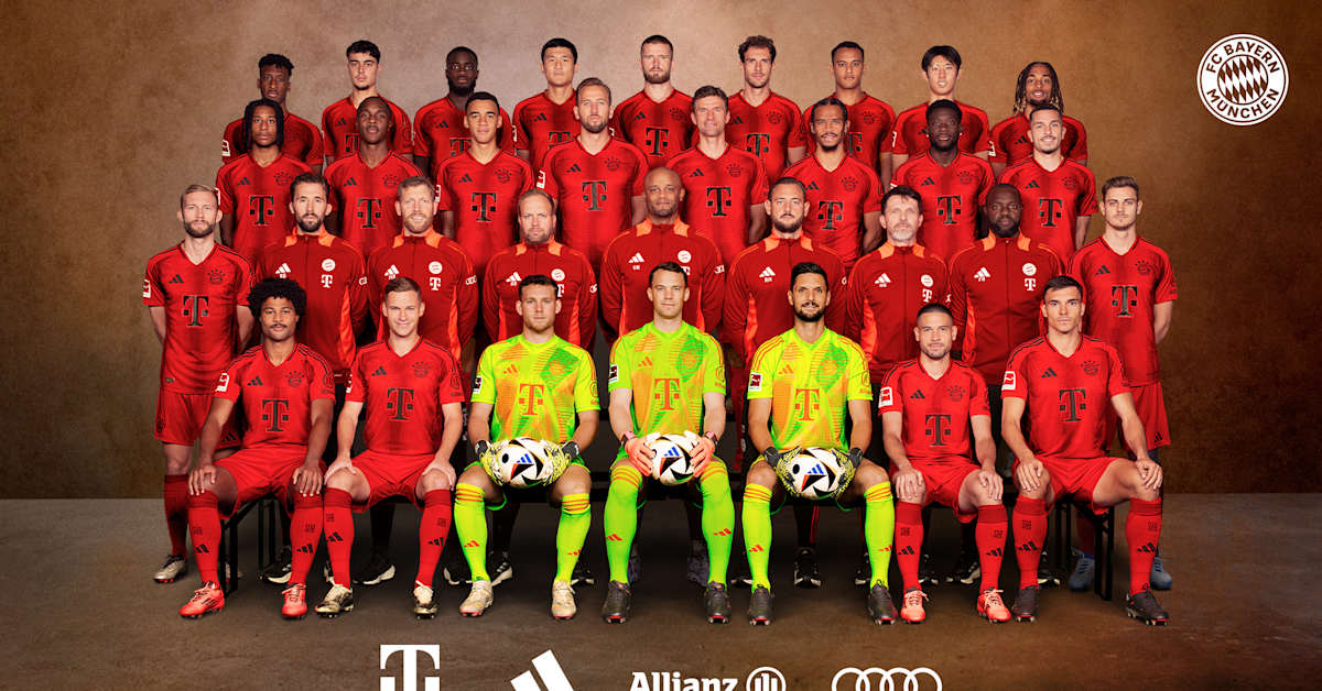 Download now: The official FC Bayern team photo