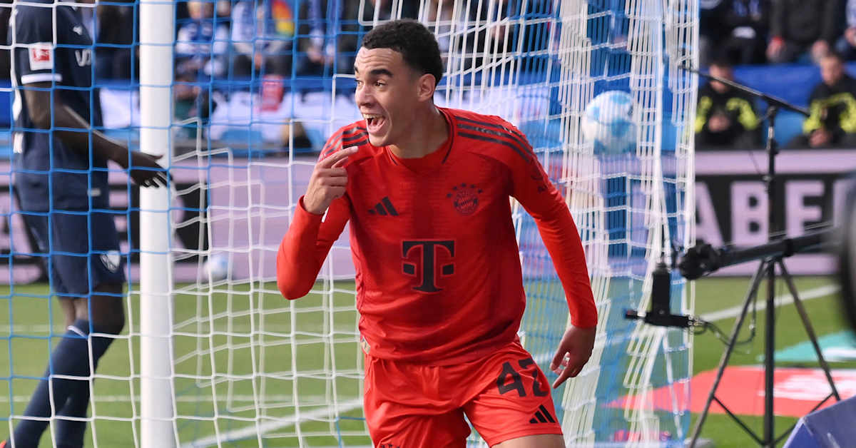 Video: Jamal Musiala | FC Bayern Player of the Month October 2024