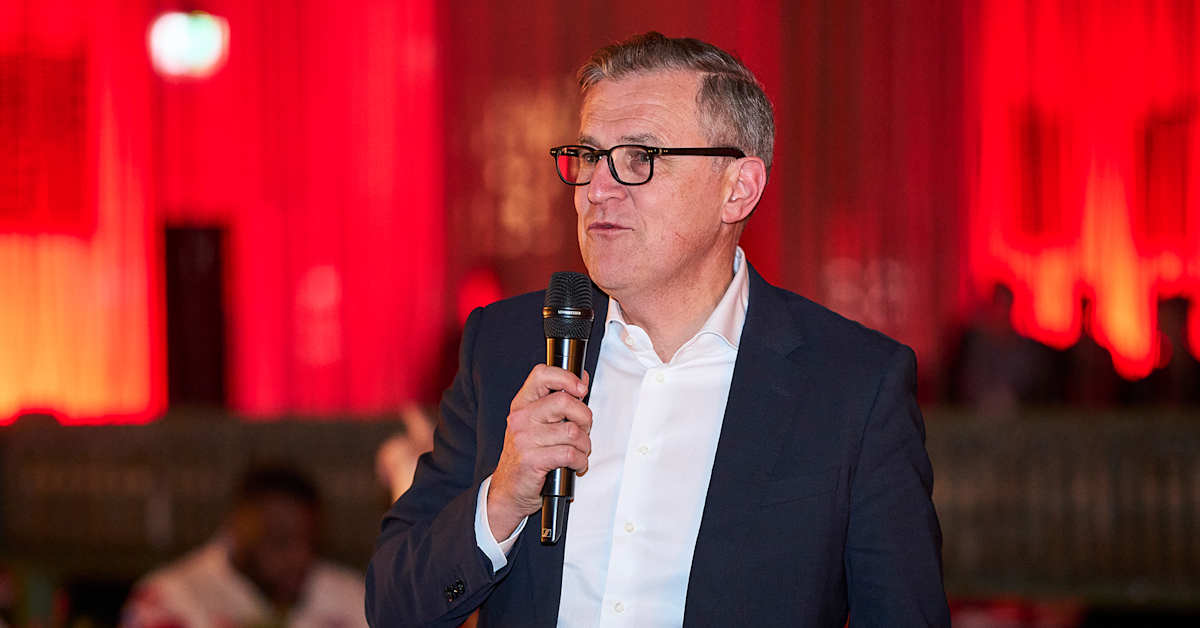 Dreesen banquet speech: Shakhtar Donetsk - FC Bayern | Video