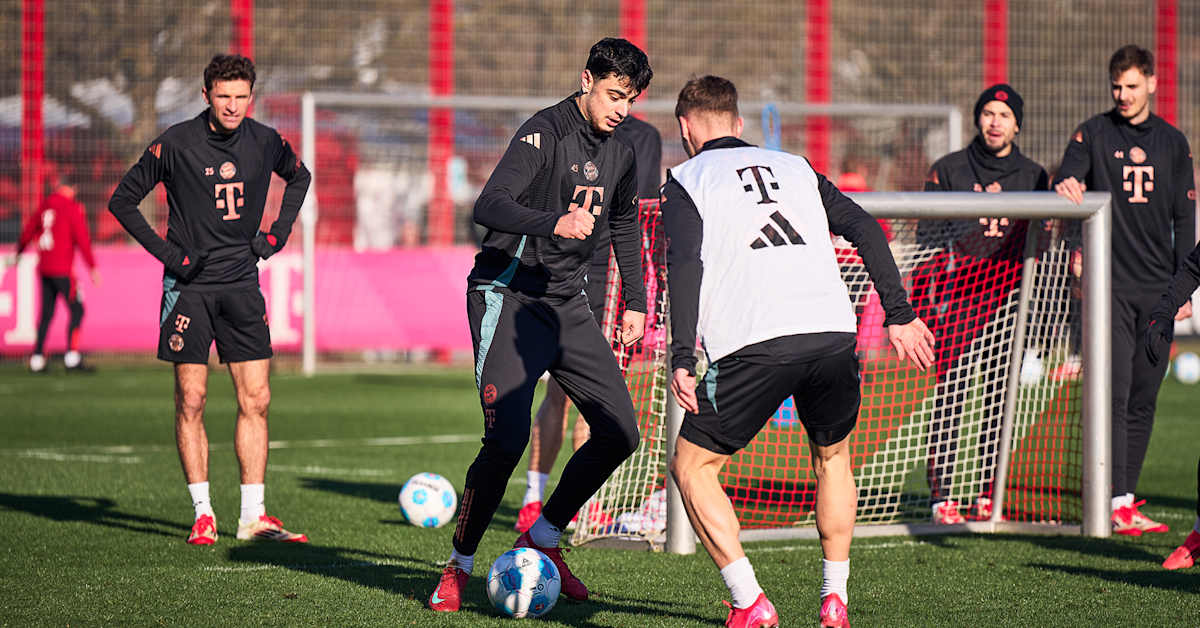 Video: Bayern's open training session with fans