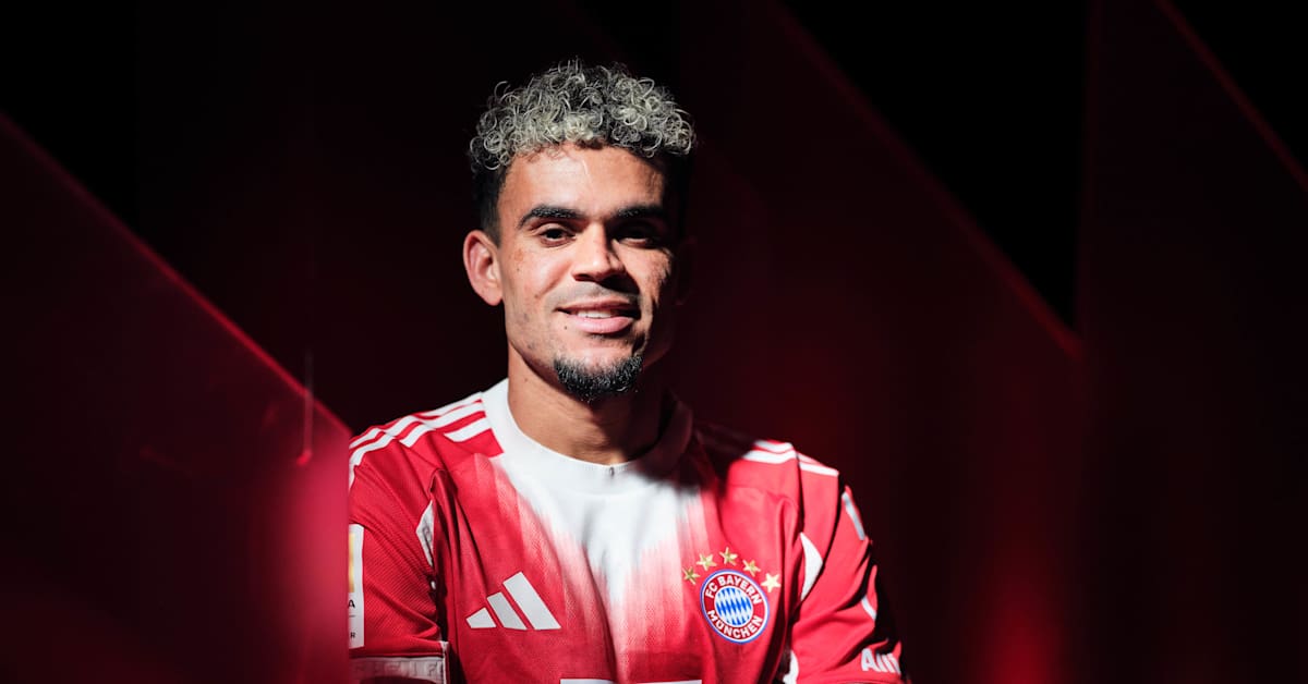 Gallery: The first photos of Luis Díaz at FC Bayern