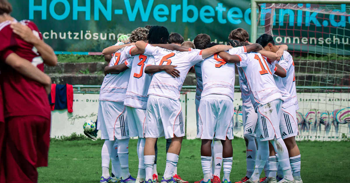 Highlights: SpVgg Unterhaching U17 - FC Bayern U17