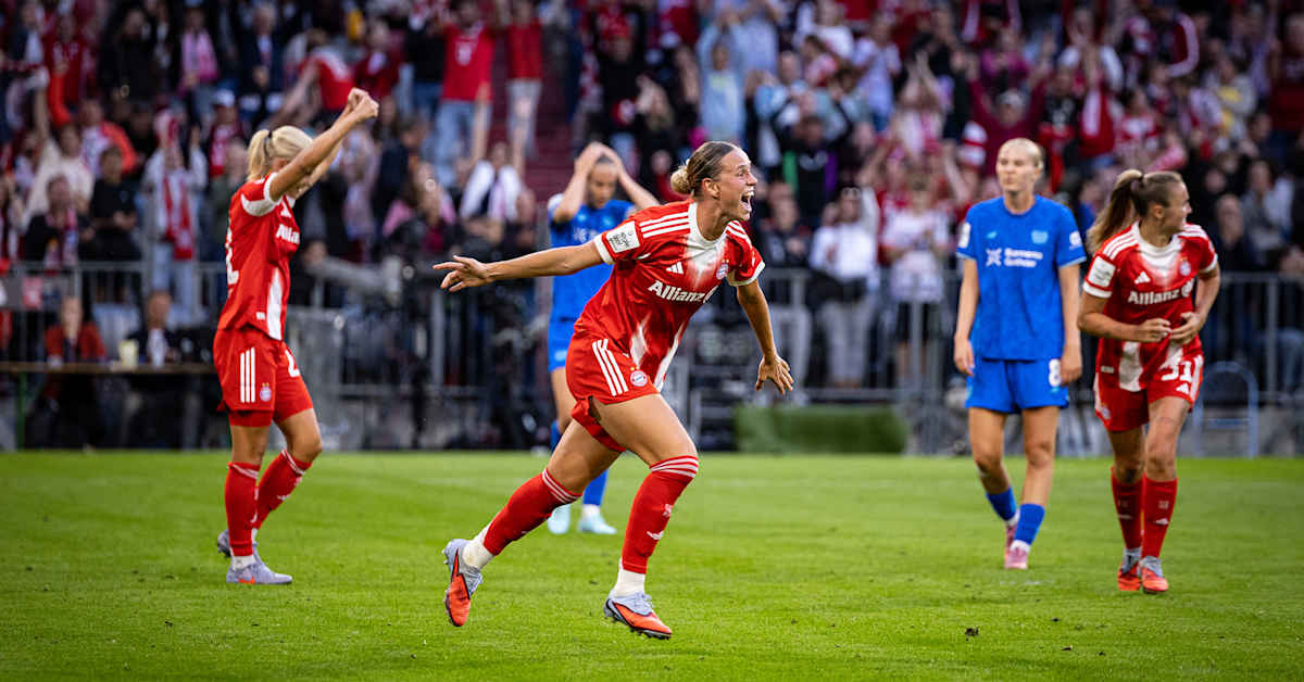 Photo gallery: FC Bayern Women vs. Bayer 04 Leverkusen, Bundesliga
