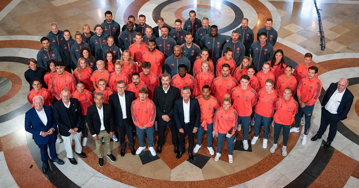 Minister-President Söder honours FC Bayern’s title-winning teams