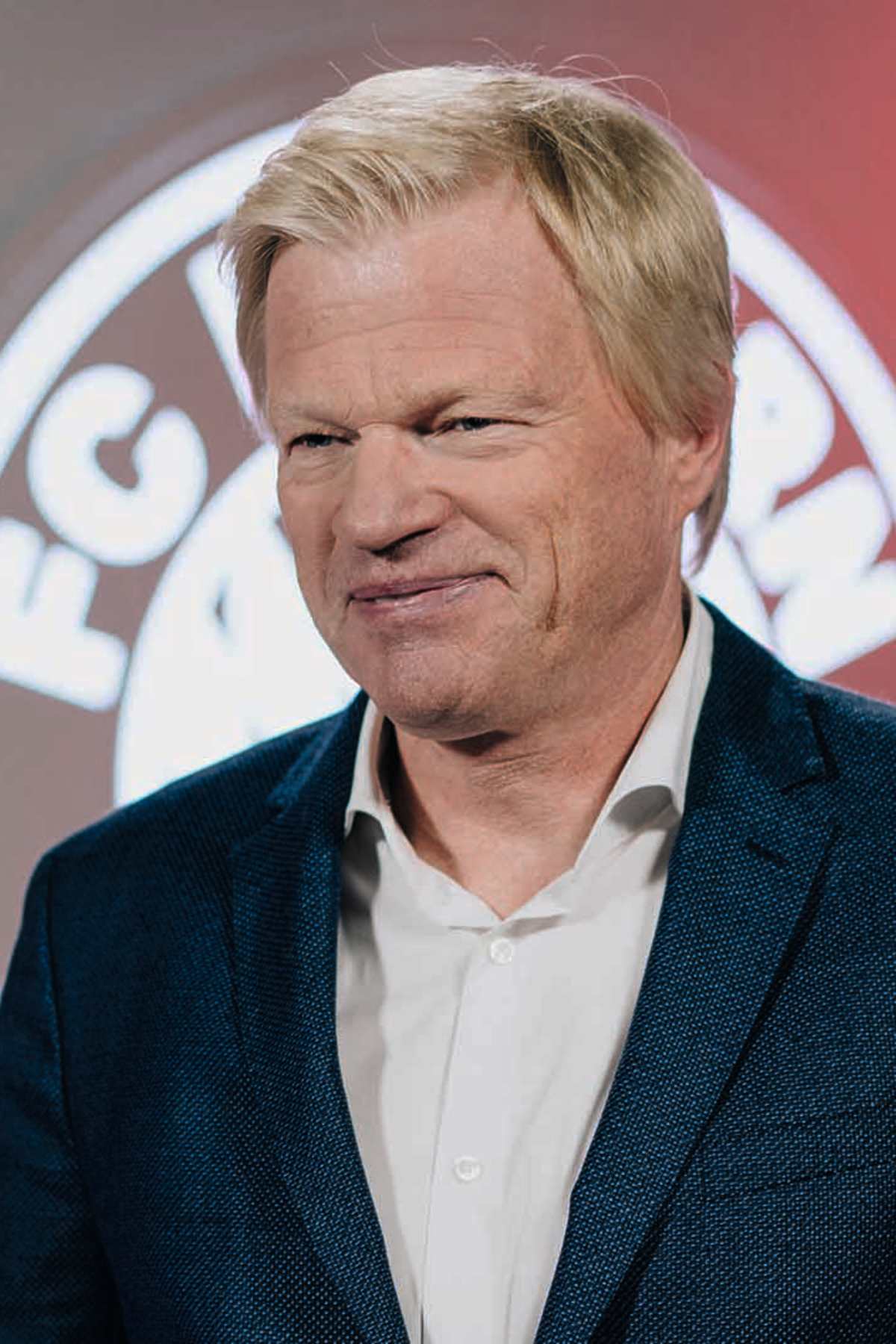 Oliver Kahn Oliver Kahn's Emotional Bundesliga Farewell