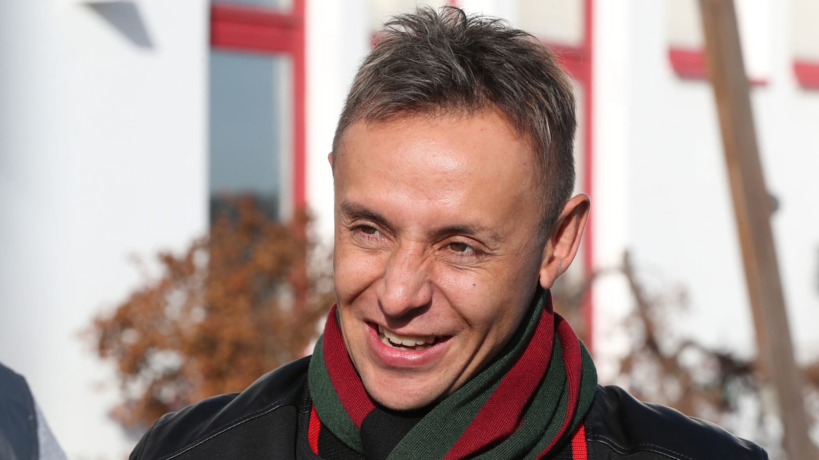 Rafinha interviewed ahead of Bayern v Schalke