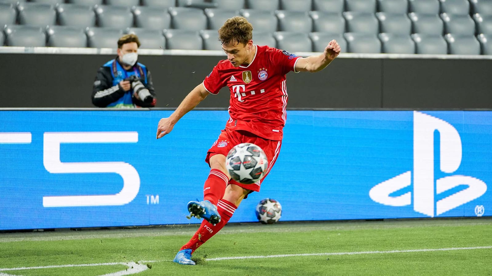 Kimmich drives Bayern into the quarters