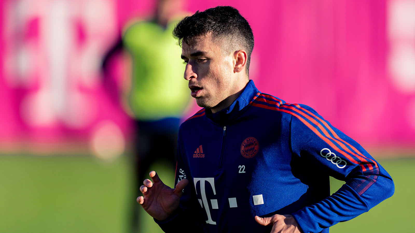 Video: Interview with Marc Roca I FC Bayern