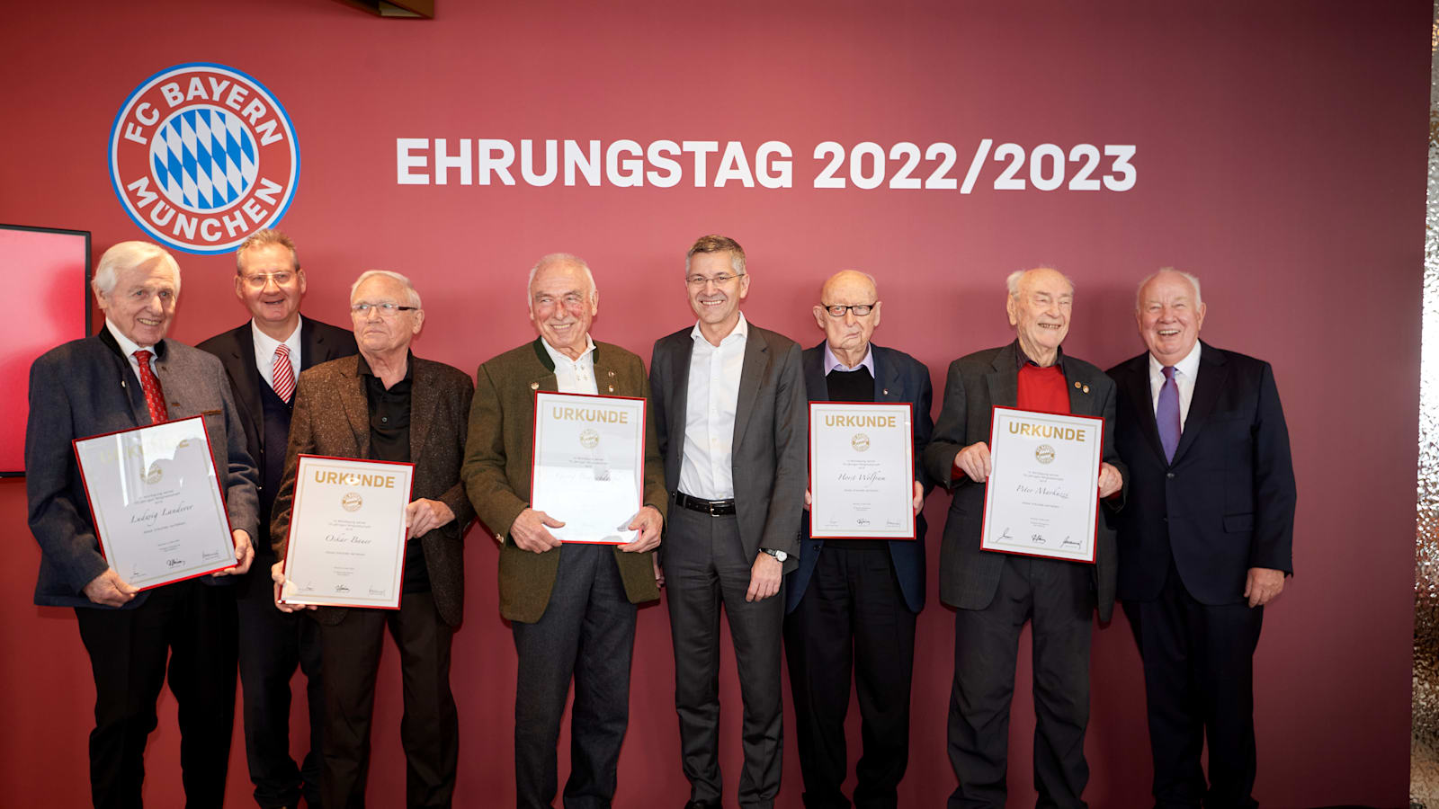 Video: So lief der Ehrungstag 2022/23 des FC Bayern