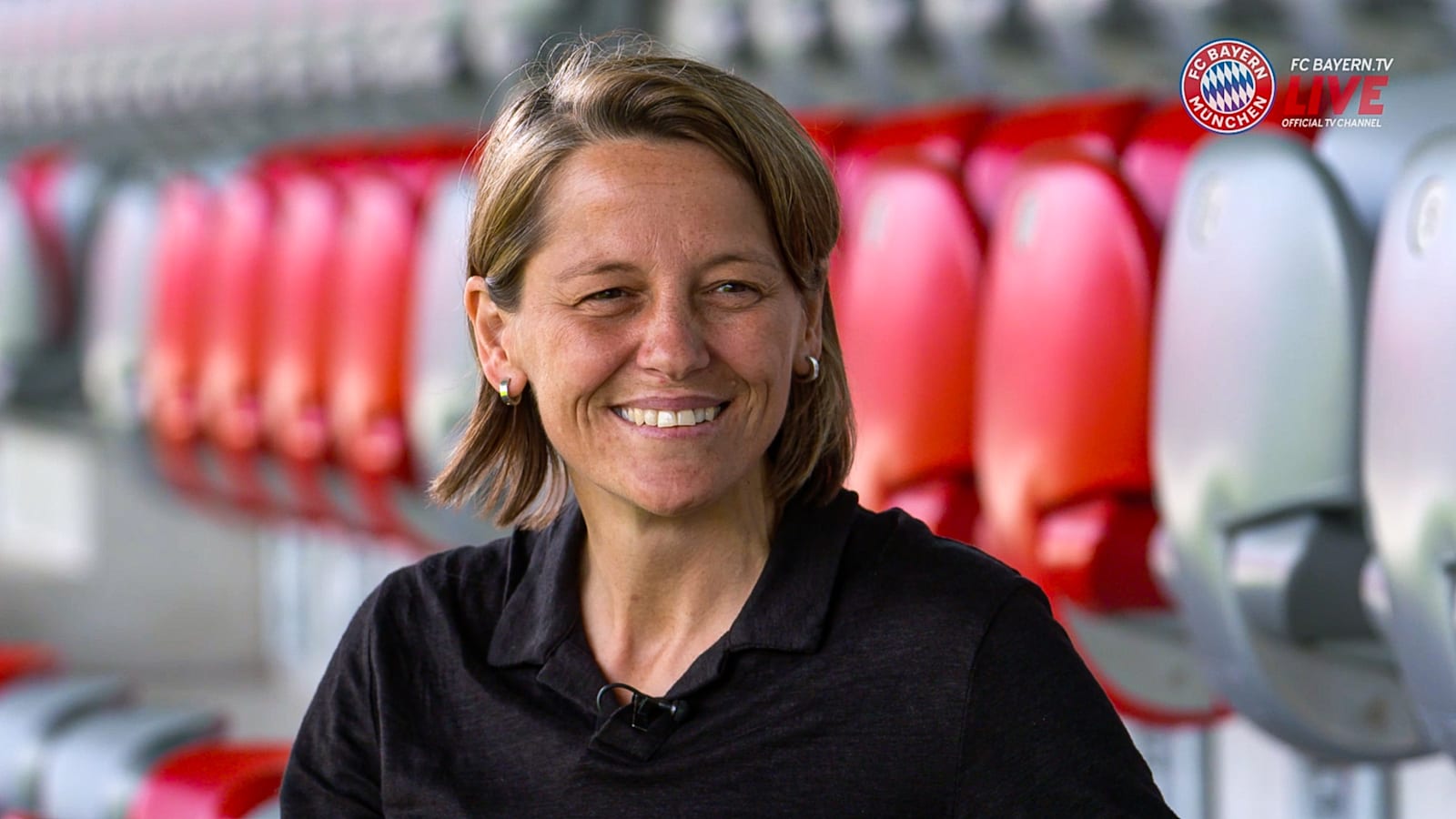 Im Video: Bianca Rech - Die Abteilungsleiterin der FCB-Frauen im 1:1 Talk