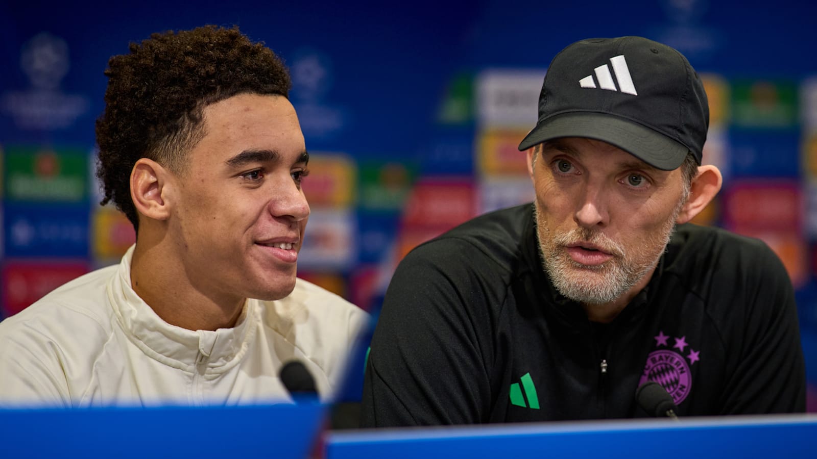 Video: The press conference before FC Bayern's UCL game at Manchester ...