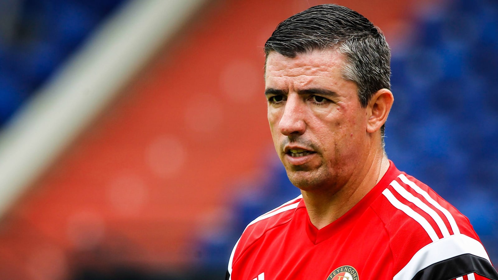 3 Fragen an Bayern-Legende Roy Makaay: „Die Youth League fördert die ...